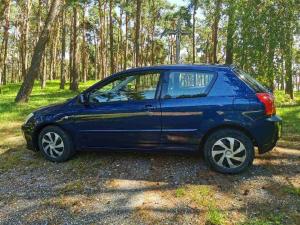 Zils Toyota Corolla 2002 Kaišiadorys, ar dzinēja tilpumu 1.40 L un nobraukumu 205 tūkst. km par 990 €, foto 6 vietnē AUTOMOTO.COM.LV