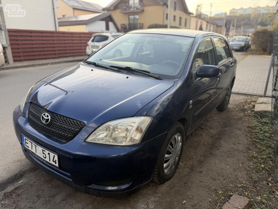 Zils Toyota Corolla 2003 Kauņa, ar dzinēja tilpumu 2.00 L un nobraukumu 263 tūkst. km par 800 €, foto 1 vietnē AUTOMOTO.COM.LV