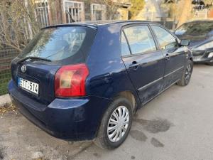 Zils Toyota Corolla 2003 Kauņa, ar dzinēja tilpumu 2.00 L un nobraukumu 263 tūkst. km par 800 €, foto 5 vietnē AUTOMOTO.COM.LV