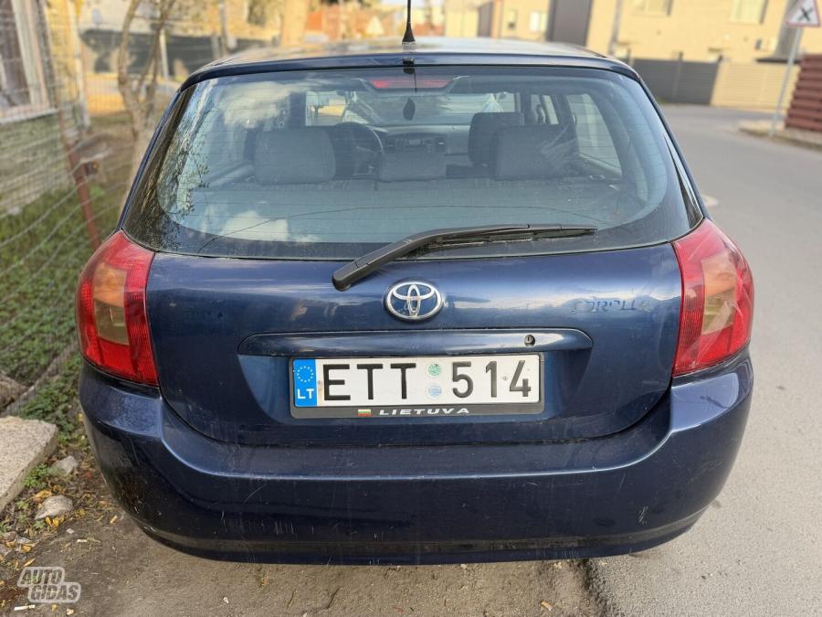 Zils Toyota Corolla 2003 Kauņa, ar dzinēja tilpumu 2.00 L un nobraukumu 263 tūkst. km par 800 €, foto 6 vietnē AUTOMOTO.COM.LV