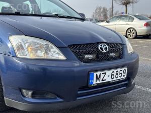 Синий Тойота Королла 2003 в Рига, объемом двигателя 2.00 л и пробегом 250 тыс. км за 1750 €, фото 6 на AUTOMOTO.COM.LV