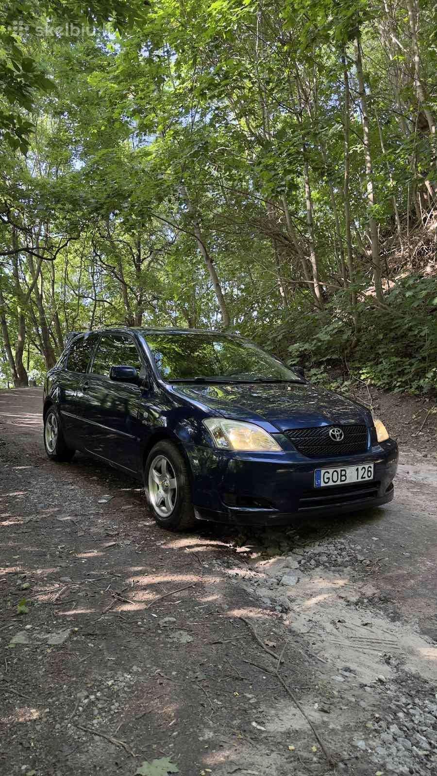 Blue Toyota Corolla 2003 in Kaunas, with an engine capacity of 2.00 L and mileage of 339 thousand km for 950 €, photo 4 on AUTOMOTO.COM.LV