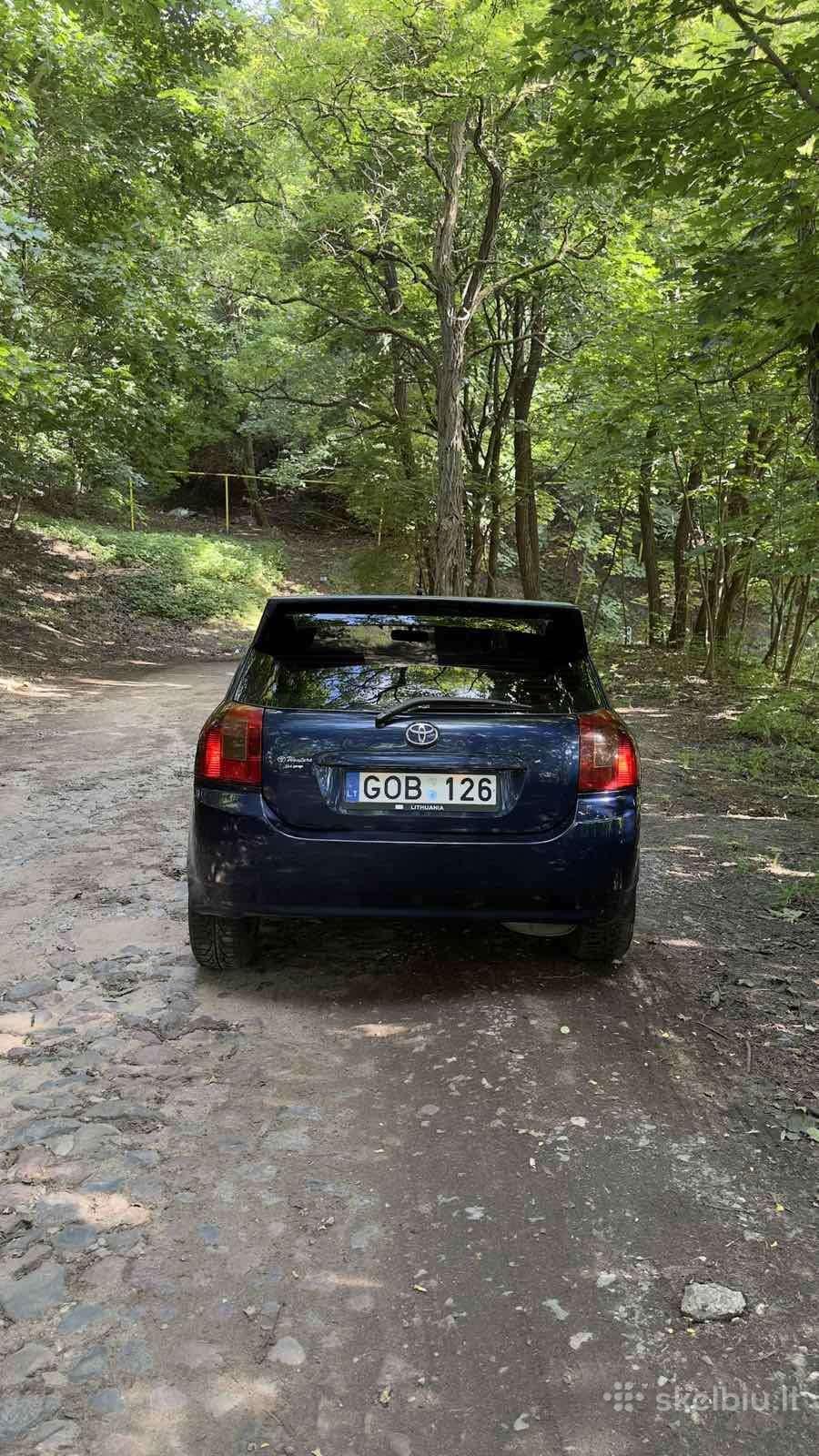 Blue Toyota Corolla 2003 in Kaunas, with an engine capacity of 2.00 L and mileage of 339 thousand km for 950 €, photo 7 on AUTOMOTO.COM.LV