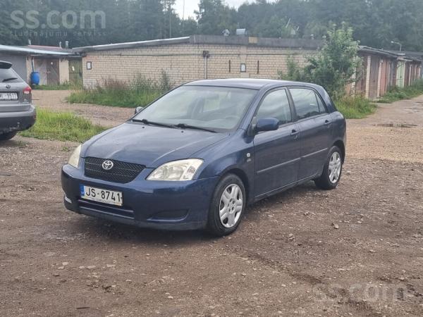 Zils Toyota Corolla 2003 Rīga, ar dzinēja tilpumu 2.00 L un nobraukumu 384 tūkst. km par 1100 €, foto 2 vietnē AUTOMOTO.COM.LV
