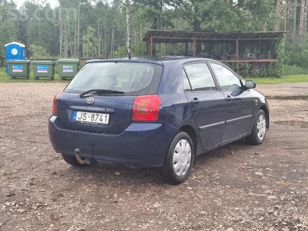 Zils Toyota Corolla 2003 Rīga, ar dzinēja tilpumu 2.00 L un nobraukumu 384 tūkst. km par 1100 €, foto 4 vietnē AUTOMOTO.COM.LV