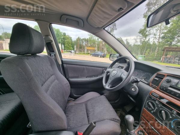 Zils Toyota Corolla 2003 Rīga, ar dzinēja tilpumu 2.00 L un nobraukumu 384 tūkst. km par 1100 €, foto 6 vietnē AUTOMOTO.COM.LV