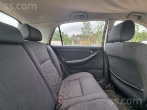 Zils Toyota Corolla 2003 Rīga, ar dzinēja tilpumu 2.00 L un nobraukumu 384 tūkst. km par 1100 €, foto 9 vietnē AUTOMOTO.COM.LV