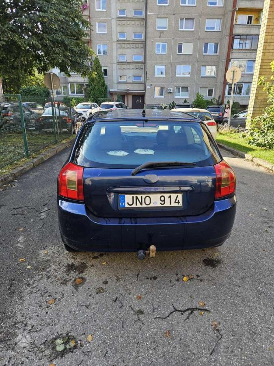 Синий Тойота Королла 2003 в Каунас, объемом двигателя 2.00 л и пробегом 348 тыс. км за 1000 €, фото 5 на AUTOMOTO.COM.LV