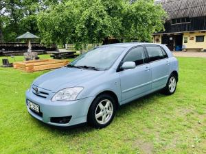 Zils Toyota Corolla 2004 Valmiera, ar dzinēja tilpumu 1.40 L un nobraukumu 323 tūkst. km par 1600 €, foto 1 vietnē AUTOMOTO.COM.LV