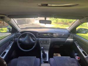 Zils Toyota Corolla 2004 Viļņa, ar dzinēja tilpumu 2.00 L un nobraukumu 270 tūkst. km par 1000 €, foto 12 vietnē AUTOMOTO.COM.LV