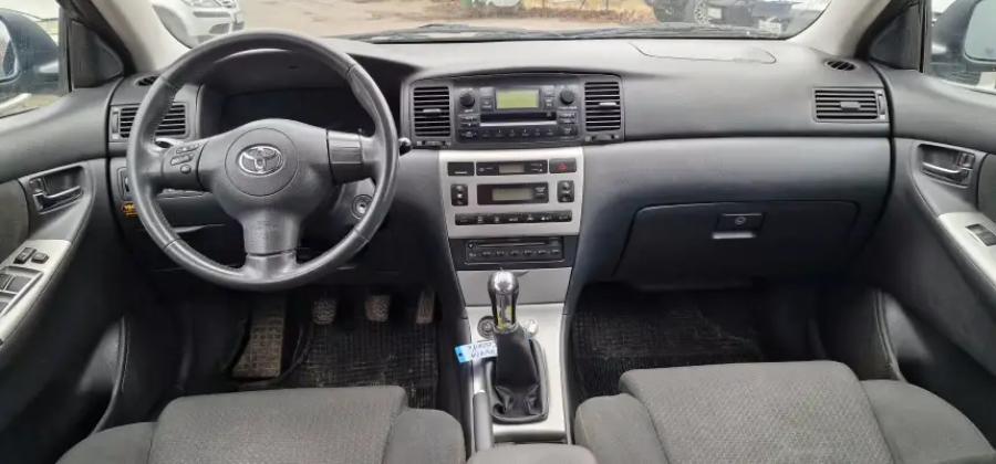 Zils Toyota Corolla 2004 Valmiera, ar dzinēja tilpumu 2.00 L un nobraukumu 299 tūkst. km par 1050 €, foto 8 vietnē AUTOMOTO.COM.LV
