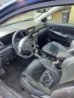 Zils Toyota Corolla 2004 Kauņa, ar dzinēja tilpumu 2.00 L un nobraukumu 221 tūkst. km par 850 €, foto 6 vietnē AUTOMOTO.COM.LV