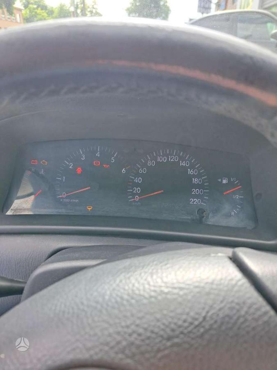 Zils Toyota Corolla 2004 Kauņa, ar dzinēja tilpumu 2.00 L un nobraukumu 221 tūkst. km par 850 €, foto 7 vietnē AUTOMOTO.COM.LV