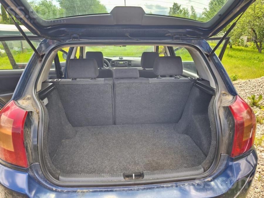 Zils Toyota Corolla 2004 Rīga, ar dzinēja tilpumu 2.00 L un nobraukumu 361 tūkst. km par 1200 €, foto 6 vietnē AUTOMOTO.COM.LV