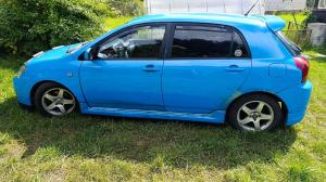Blue Toyota Corolla 2004 in Kaunas, with an engine capacity of 2.00 L and mileage of 310 thousand km for 600 €, photo 5 on AUTOMOTO.COM.LV