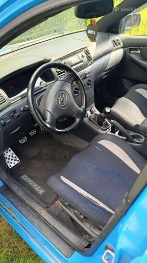 Blue Toyota Corolla 2004 in Kaunas, with an engine capacity of 2.00 L and mileage of 310 thousand km for 600 €, photo 7 on AUTOMOTO.COM.LV