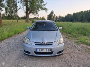 Blue Toyota Corolla 2005 in Vilnius, with an engine capacity of 1.36 L and mileage of 203 thousand km for 2800 €, photo 3 on AUTOMOTO.COM.LV
