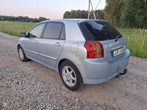 Blue Toyota Corolla 2005 in Vilnius, with an engine capacity of 1.36 L and mileage of 203 thousand km for 2800 €, photo 6 on AUTOMOTO.COM.LV
