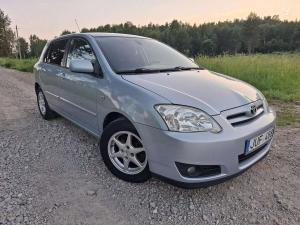 Blue Toyota Corolla 2005 in Vilnius, with an engine capacity of 1.36 L and mileage of 203 thousand km for 2800 €, photo 9 on AUTOMOTO.COM.LV