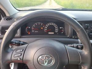Blue Toyota Corolla 2005 in Vilnius, with an engine capacity of 1.36 L and mileage of 203 thousand km for 2800 €, photo 11 on AUTOMOTO.COM.LV