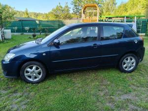 Blue Toyota Corolla 2005 in Jonava, with an engine capacity of 1.40 L and mileage of 279 thousand km for 1000 €, photo 9 on AUTOMOTO.COM.LV