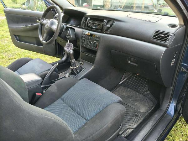 Zils Toyota Corolla 2005 Jonava, ar dzinēja tilpumu 1.40 L un nobraukumu 279 tūkst. km par 1000 €, foto 10 vietnē AUTOMOTO.COM.LV
