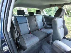 Blue Toyota Corolla 2005 in Jonava, with an engine capacity of 1.40 L and mileage of 279 thousand km for 1000 €, photo 12 on AUTOMOTO.COM.LV