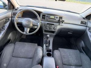 Zils Toyota Corolla 2005 Viļņa, ar dzinēja tilpumu 1.60 L un nobraukumu 285 tūkst. km par 850 €, foto 7 vietnē AUTOMOTO.COM.LV