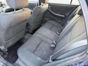 Zils Toyota Corolla 2005 Viļņa, ar dzinēja tilpumu 1.60 L un nobraukumu 285 tūkst. km par 850 €, foto 9 vietnē AUTOMOTO.COM.LV