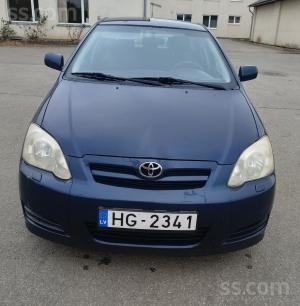 Blue Toyota Corolla 2005 in Bauska, with an engine capacity of 2.00 L and mileage of 295 thousand km for 1350 €, photo 3 on AUTOMOTO.COM.LV