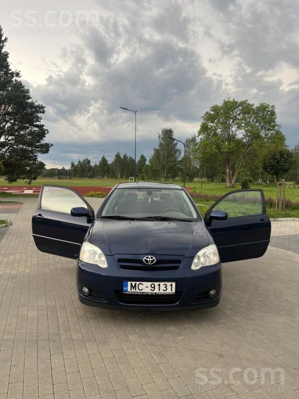 Blue Toyota Corolla 2006 in Kuldiga, with an engine capacity of 2.00 L and mileage of 328 thousand km for 1000 €, photo 7 on AUTOMOTO.COM.LV