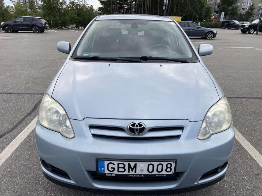 Blue Toyota Corolla 2006 in Vilnius, with an engine capacity of 1.36 L and mileage of 271 thousand km for 1650 €, photo 2 on AUTOMOTO.COM.LV