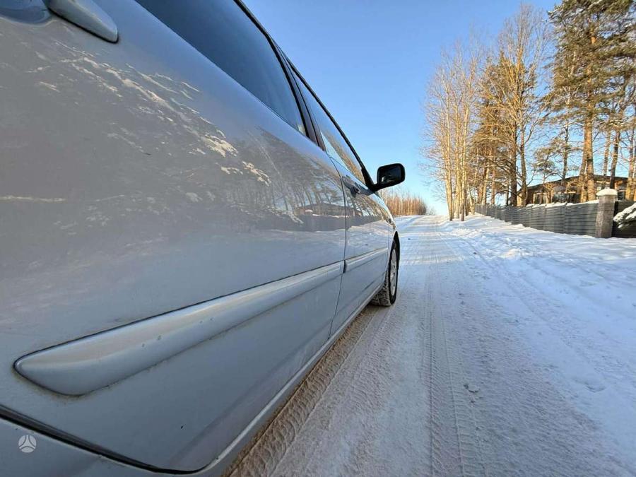 Blue Toyota Corolla 2006 in Vilnius, with an engine capacity of 1.38 L and mileage of 250 thousand km for 2300 €, photo 10 on AUTOMOTO.COM.LV