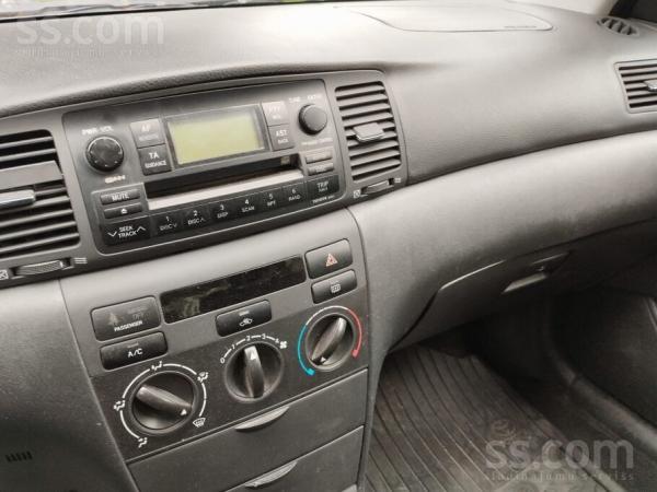 Zils Toyota Corolla 2006 Madona, ar dzinēja tilpumu 1.60 L un nobraukumu 282 tūkst. km par 1250 €, foto 4 vietnē AUTOMOTO.COM.LV