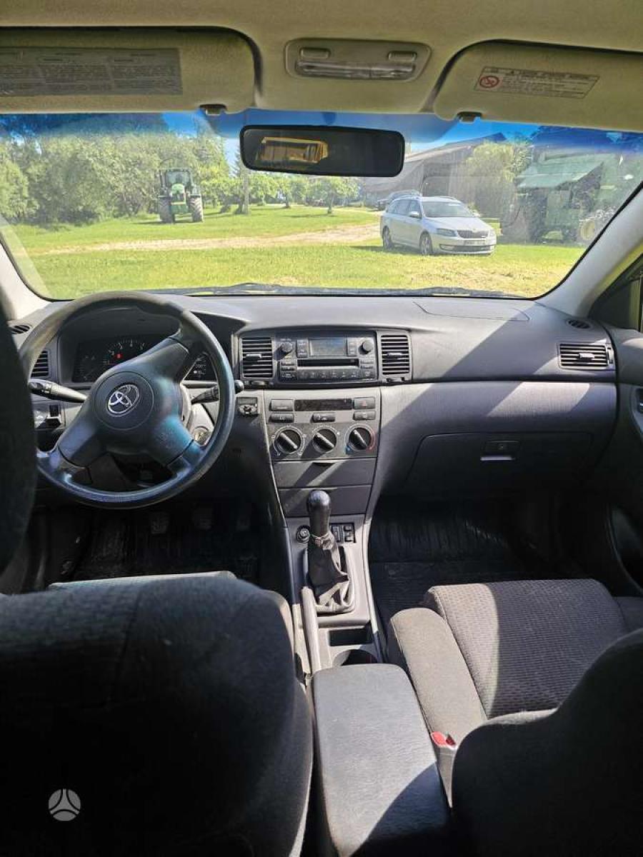 Zils Toyota Corolla 2006 Jurbarkas, ar dzinēja tilpumu 1.36 L un nobraukumu 311 tūkst. km par 850 €, foto 6 vietnē AUTOMOTO.COM.LV
