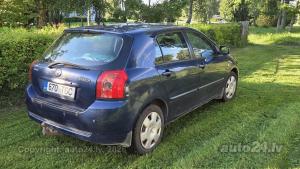Zils Toyota Corolla 2006 Pērnava, ar dzinēja tilpumu 1.60 L un nobraukumu 258 tūkst. km par 2300 €, foto 3 vietnē AUTOMOTO.COM.LV