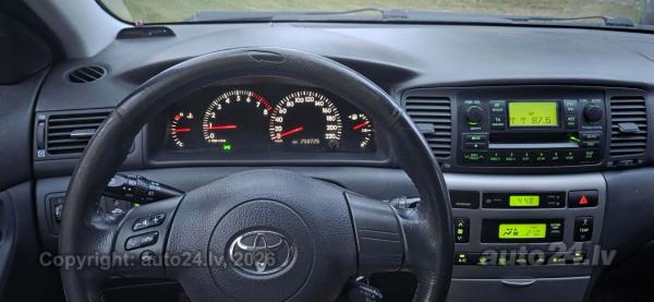 Zils Toyota Corolla 2006 Pērnava, ar dzinēja tilpumu 1.60 L un nobraukumu 258 tūkst. km par 2300 €, foto 8 vietnē AUTOMOTO.COM.LV