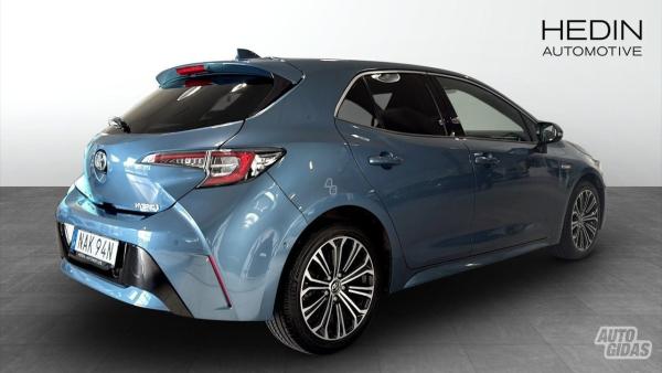 Blue Toyota Corolla 2019 in Kaunas, with an engine capacity of 0.00 L and mileage of 63 thousand km for 24393 €, photo 2 on AUTOMOTO.COM.LV