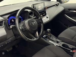 Blue Toyota Corolla 2019 in Vilnius, with an engine capacity of 1.20 L and mileage of 73 thousand km for 16950 €, photo 9 on AUTOMOTO.COM.LV