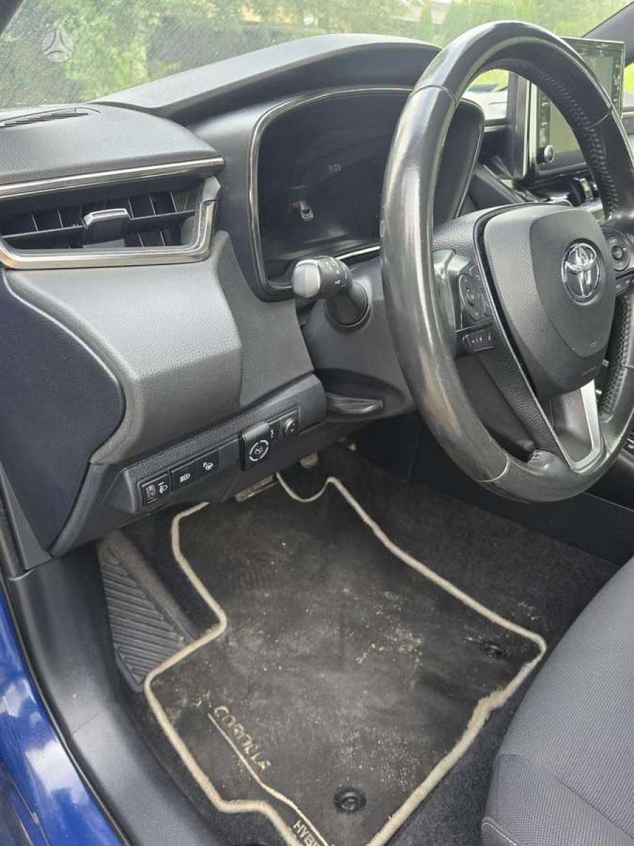 Zils Toyota Corolla 2019 Viļņa, ar dzinēja tilpumu 1.80 L un nobraukumu 198 tūkst. km par 6999 €, foto 14 vietnē AUTOMOTO.COM.LV