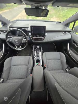 Zils Toyota Corolla 2019 Viļņa, ar dzinēja tilpumu 1.80 L un nobraukumu 198 tūkst. km par 6999 €, foto 16 vietnē AUTOMOTO.COM.LV