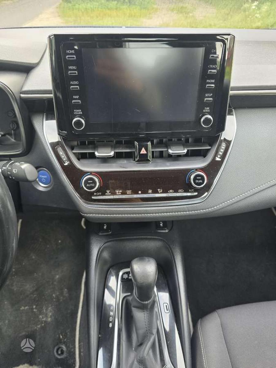 Zils Toyota Corolla 2019 Viļņa, ar dzinēja tilpumu 1.80 L un nobraukumu 198 tūkst. km par 6999 €, foto 17 vietnē AUTOMOTO.COM.LV