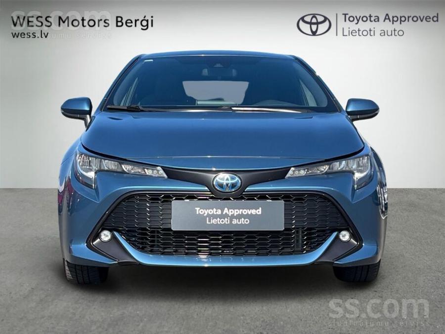 Blue Toyota Corolla 2021 in Riga, with an engine capacity of 1.80 L and mileage of 56 thousand km for 17490 €, photo 6 on AUTOMOTO.COM.LV
