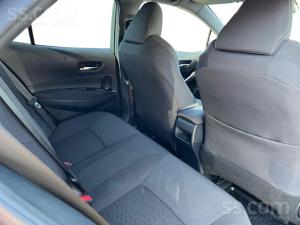 Blue Toyota Corolla 2021 in Riga, with an engine capacity of 1.80 L and mileage of 136 thousand km for 15990 €, photo 8 on AUTOMOTO.COM.LV