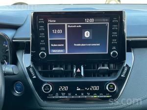 Blue Toyota Corolla 2021 in Riga, with an engine capacity of 1.80 L and mileage of 136 thousand km for 15990 €, photo 15 on AUTOMOTO.COM.LV