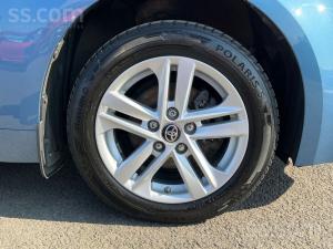 Blue Toyota Corolla 2021 in Riga, with an engine capacity of 1.80 L and mileage of 136 thousand km for 15990 €, photo 23 on AUTOMOTO.COM.LV
