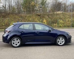 Blue Toyota Corolla 2022 in Vilnius, with an engine capacity of 1.80 L and mileage of 124 thousand km for 14750 €, photo 8 on AUTOMOTO.COM.LV