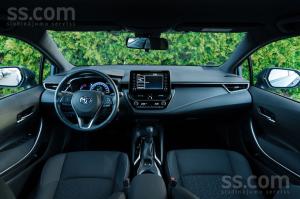 Zils Toyota Corolla 2022 Rīga, ar dzinēja tilpumu 1.20 L un nobraukumu 30 tūkst. km par 15900 €, foto 16 vietnē AUTOMOTO.COM.LV