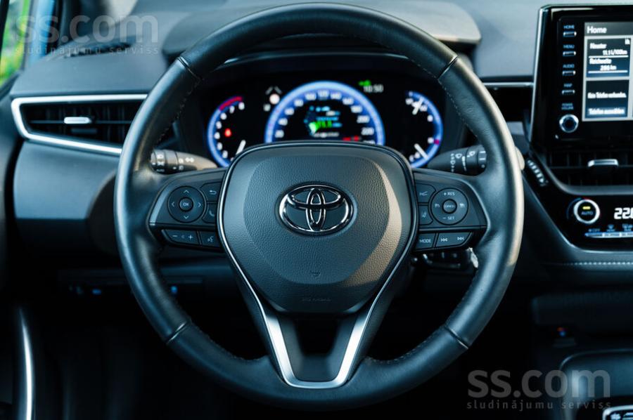 Zils Toyota Corolla 2022 Rīga, ar dzinēja tilpumu 1.20 L un nobraukumu 30 tūkst. km par 15900 €, foto 26 vietnē AUTOMOTO.COM.LV