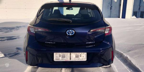 Zils Toyota Corolla 2022 Klaipėda, ar dzinēja tilpumu 1.80 L un nobraukumu 102 tūkst. km par 16200 €, foto 3 vietnē AUTOMOTO.COM.LV